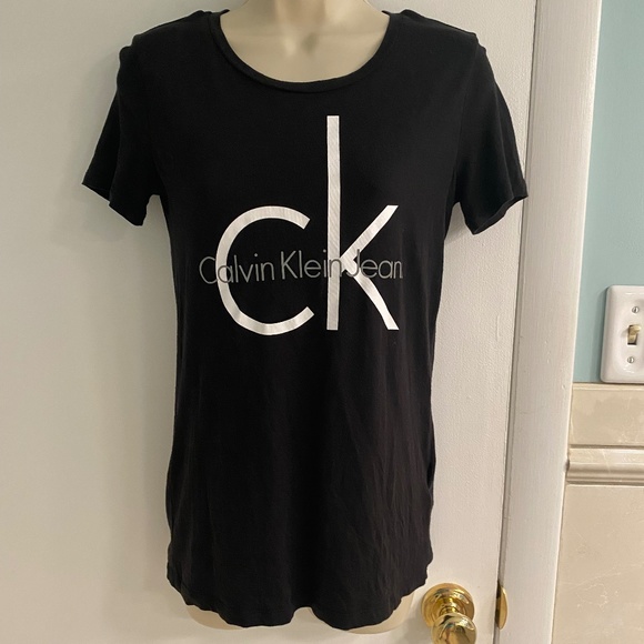 Calvin Klein | Tops | Disappearing Soon Like New Calvin Klein Ck Tshirt ...